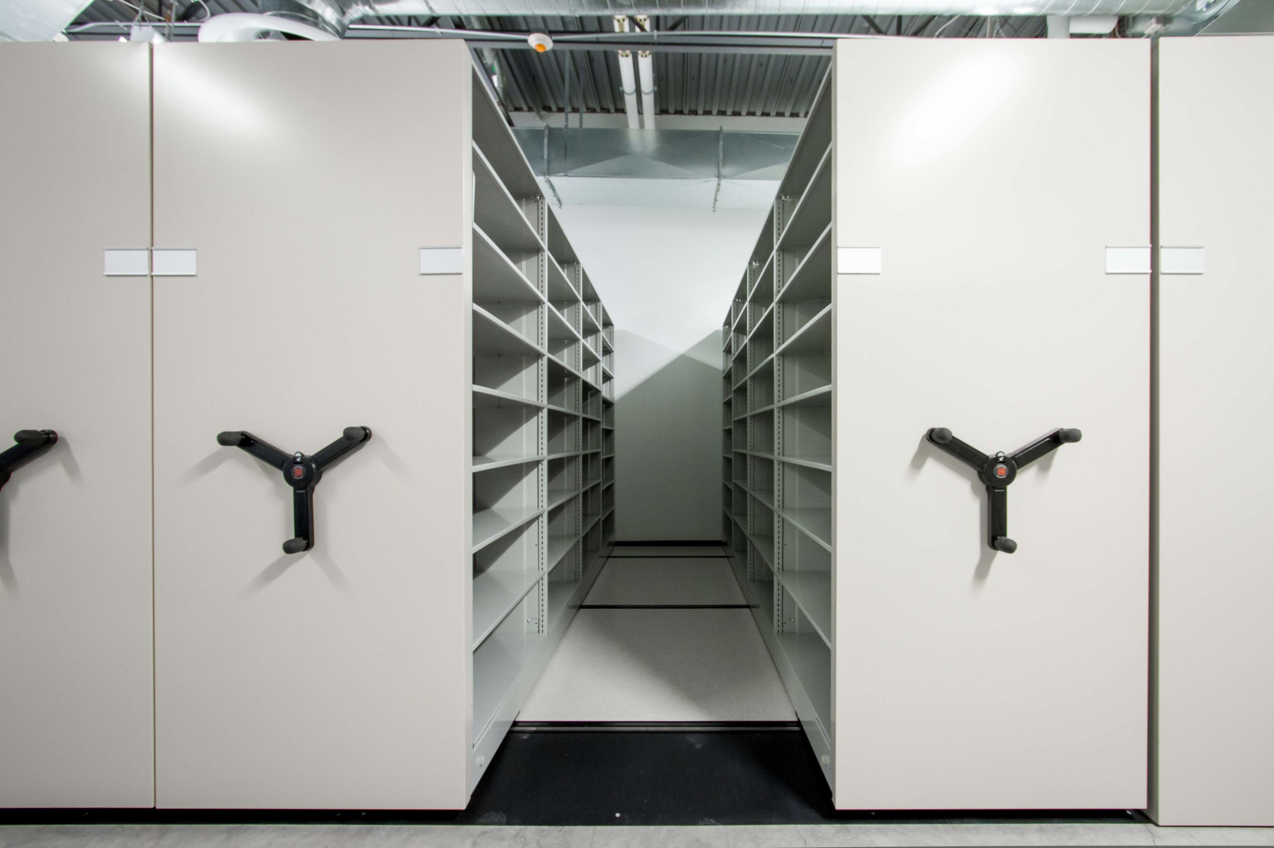 SMARTSPACE Solutions | Maximize Your Space, Minimize Your Hassle.